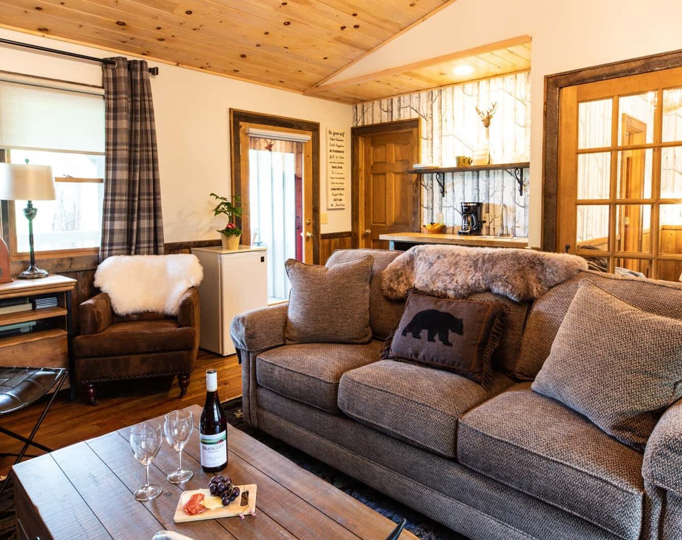 The Mast Farm Inn Gallery - The Mast Farm Inn