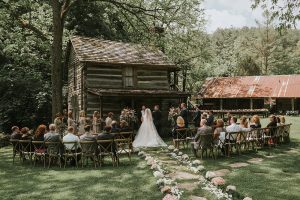 The Mast Farm Inn Gallery - The Mast Farm Inn
