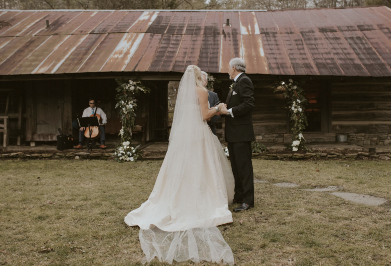 The Mast Farm Inn Gallery - The Mast Farm Inn